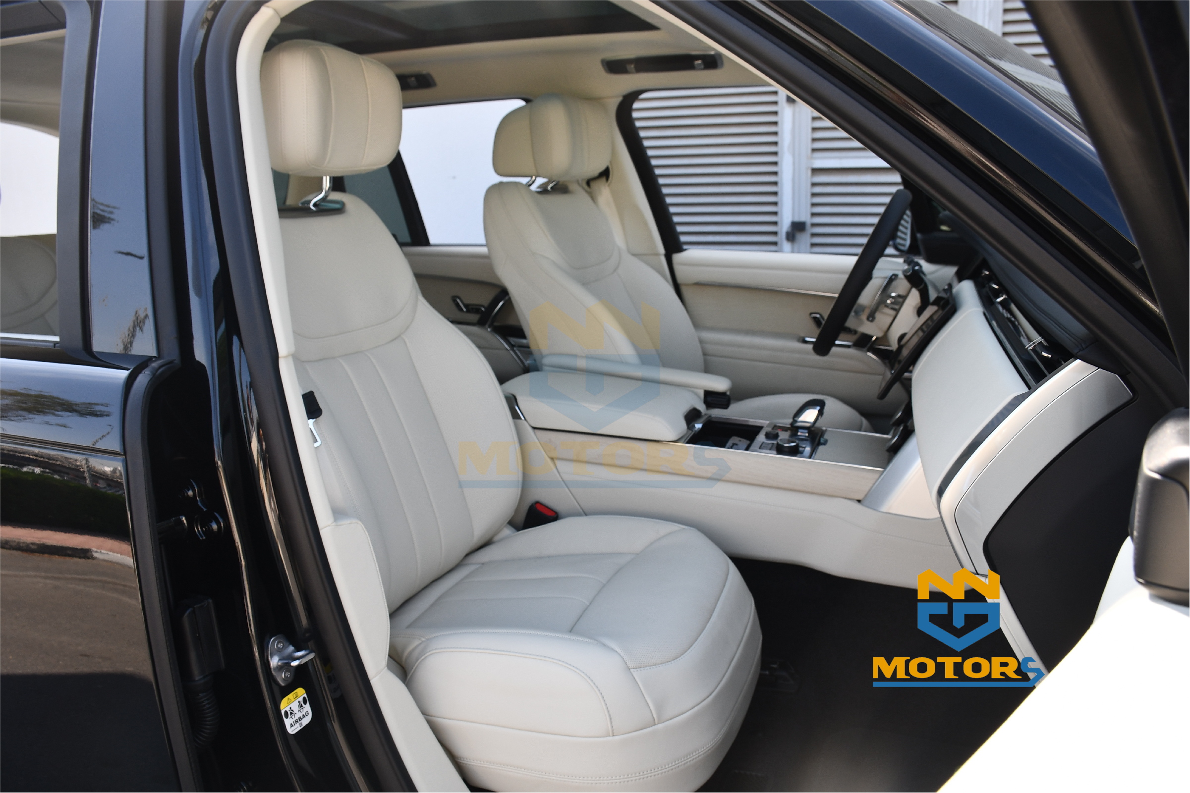 Range Rover Autobiography Supercharged V8 2023 – GNN Motors