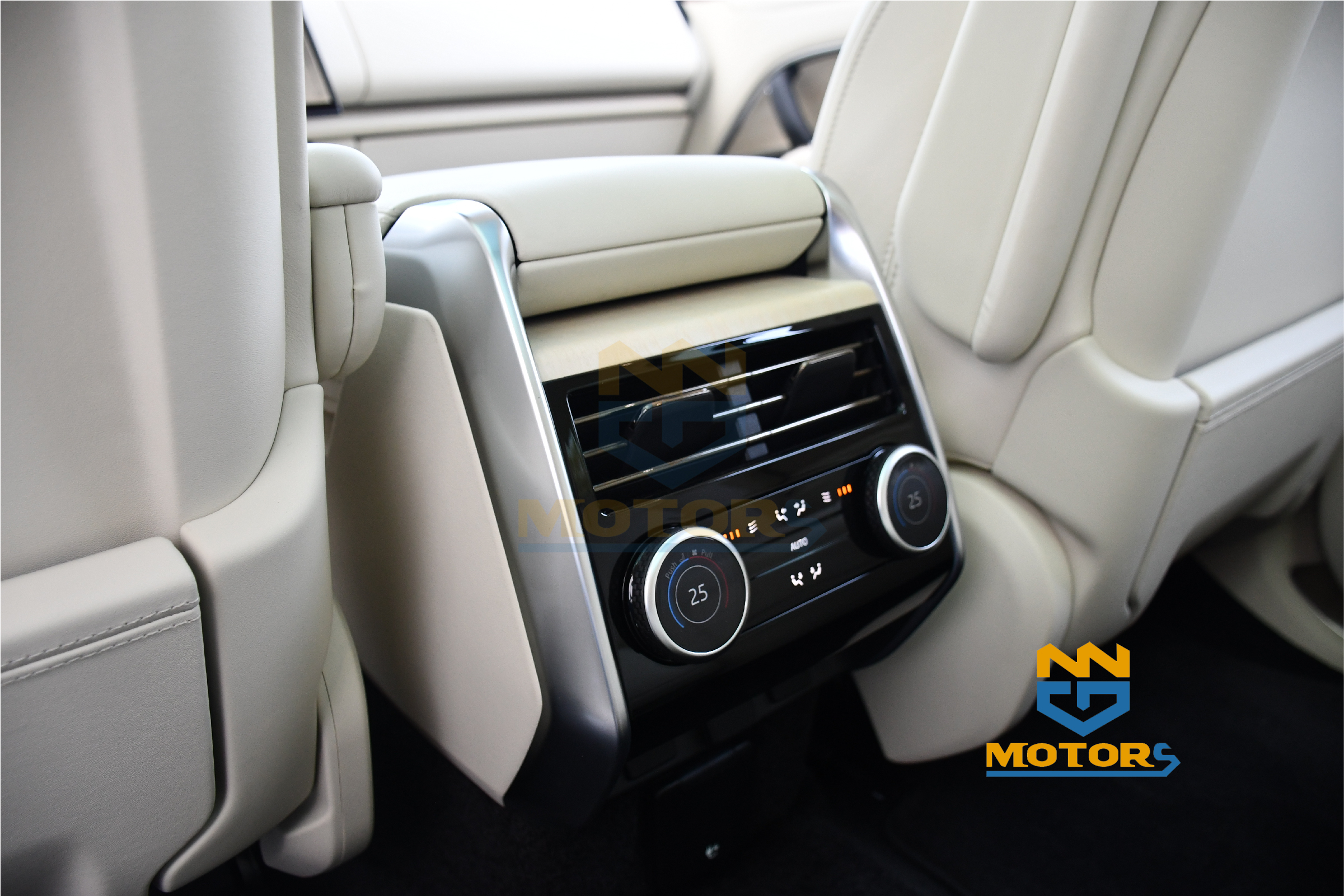 Range Rover Autobiography Supercharged V8 2023 – GNN Motors