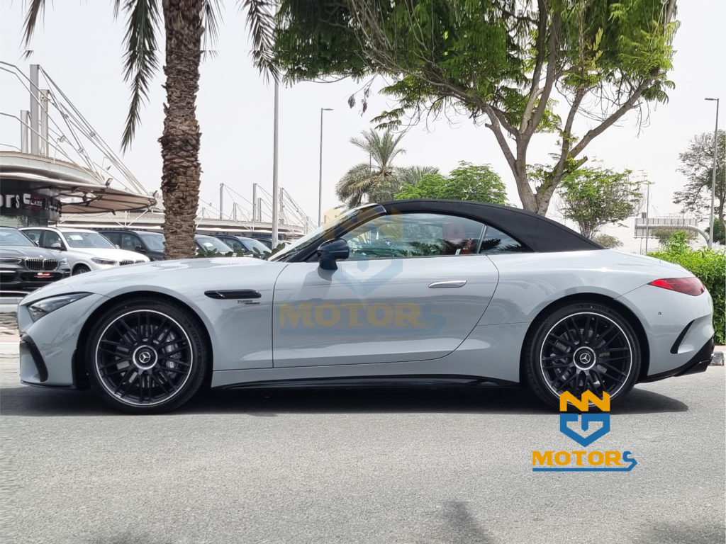 Mercedes Benz SL43 AMG 2023 – GNN Motors
