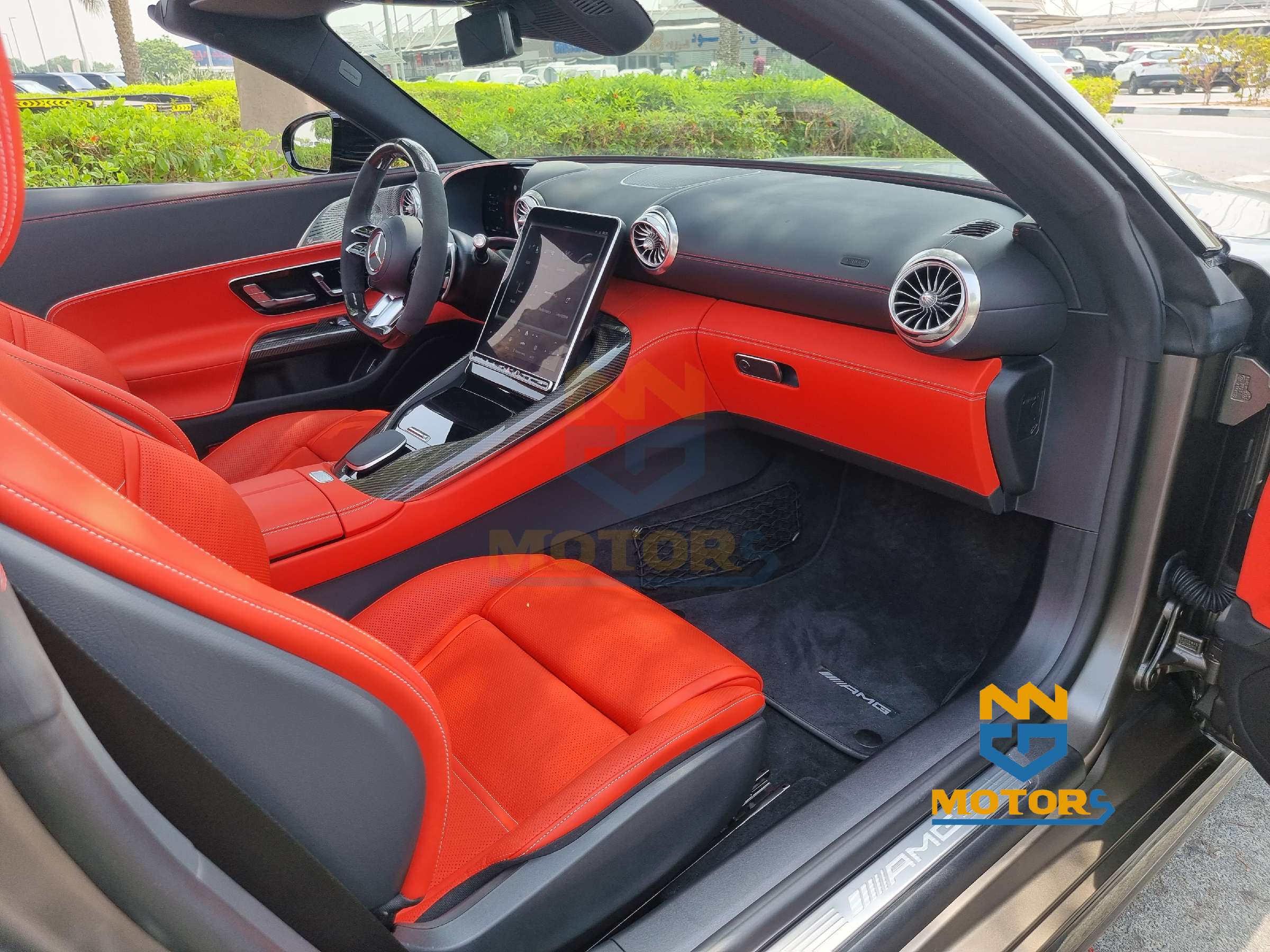 MERCEDES BENZ SL43 AMG 2023 – GNN Motors