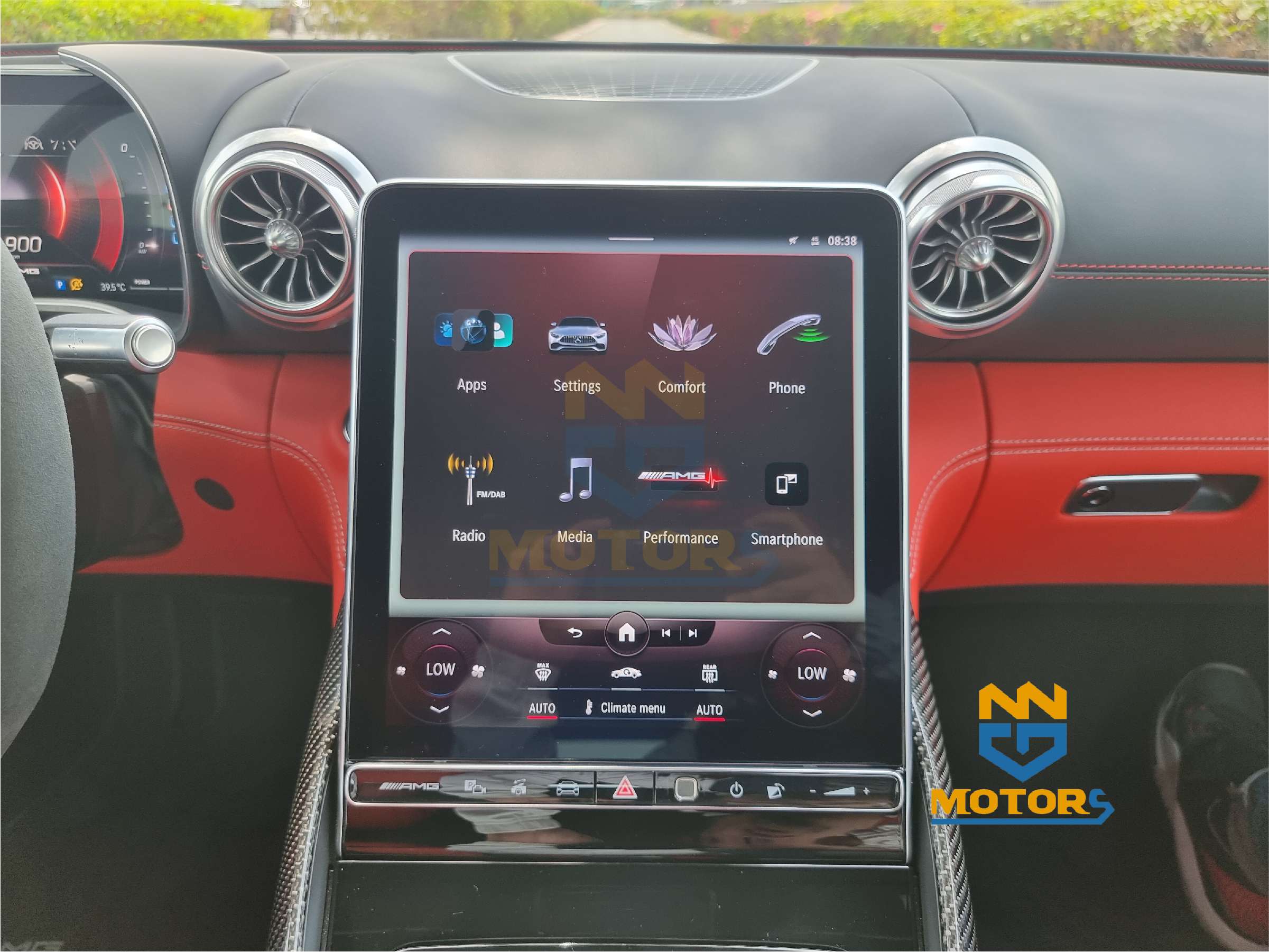MERCEDES BENZ SL43 AMG 2023 – GNN Motors
